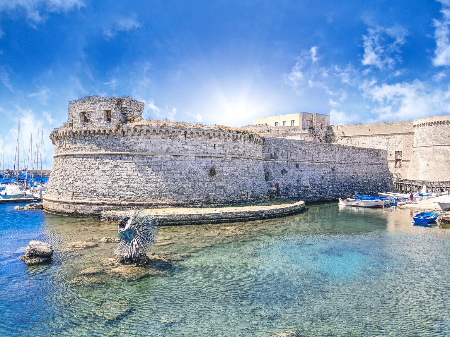 Visiter Gallipoli : que voir entre le centre historique et les plages ...